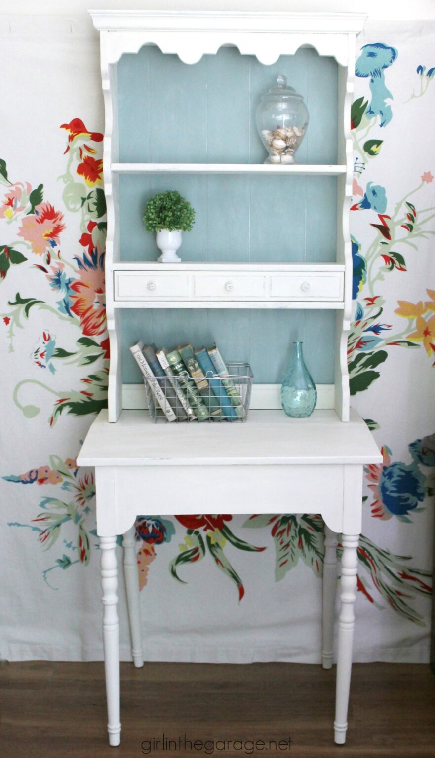 25 Best DIY Painted Desk Ideas - Girl in the Garage®