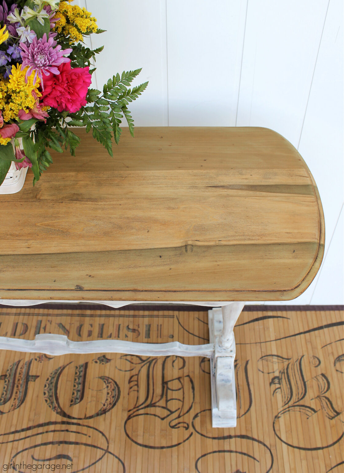 DIY Farmhouse Sofa Table - Girl in the Garage®